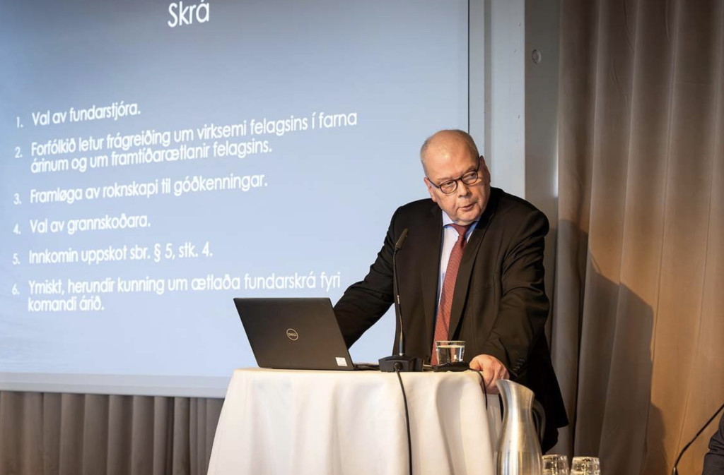 Løn undir útbúgving: Djóni Nolsøe Joensen eigur næsta leikin - Dimma.fo